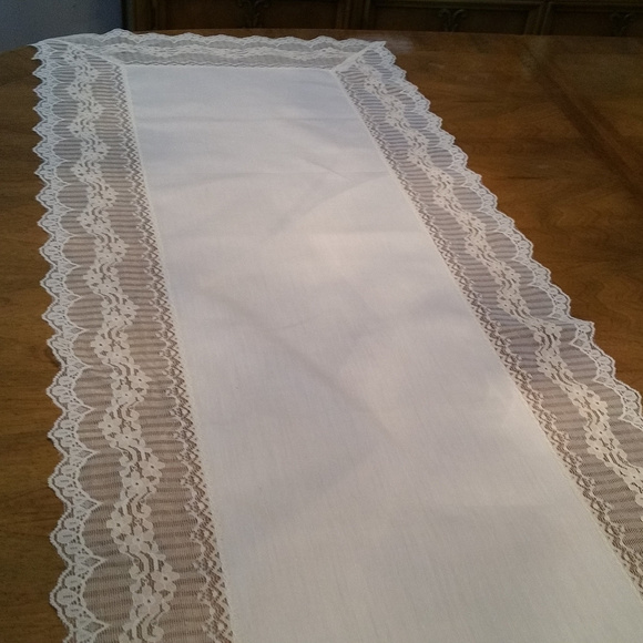 Vintage | Dining | Vintage Hand Made Ivory Linen Lace Table Runner ...